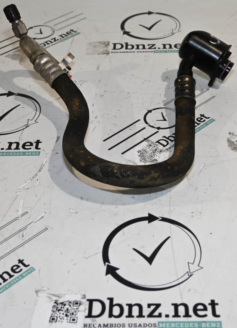 A 111 230 67 56 Tubería de aspiración acondicionador de aire Clase C ...