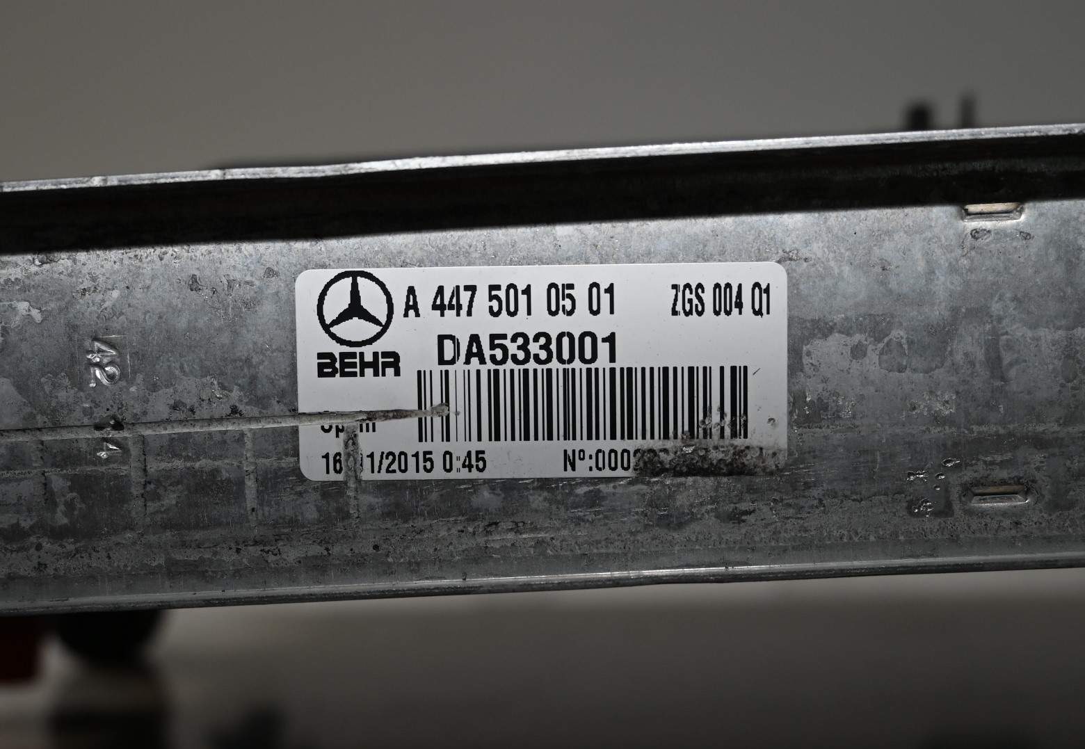 A 447 501 05 01 Conjunto de radiadores Clase VITO W447 - DBNZ.NET