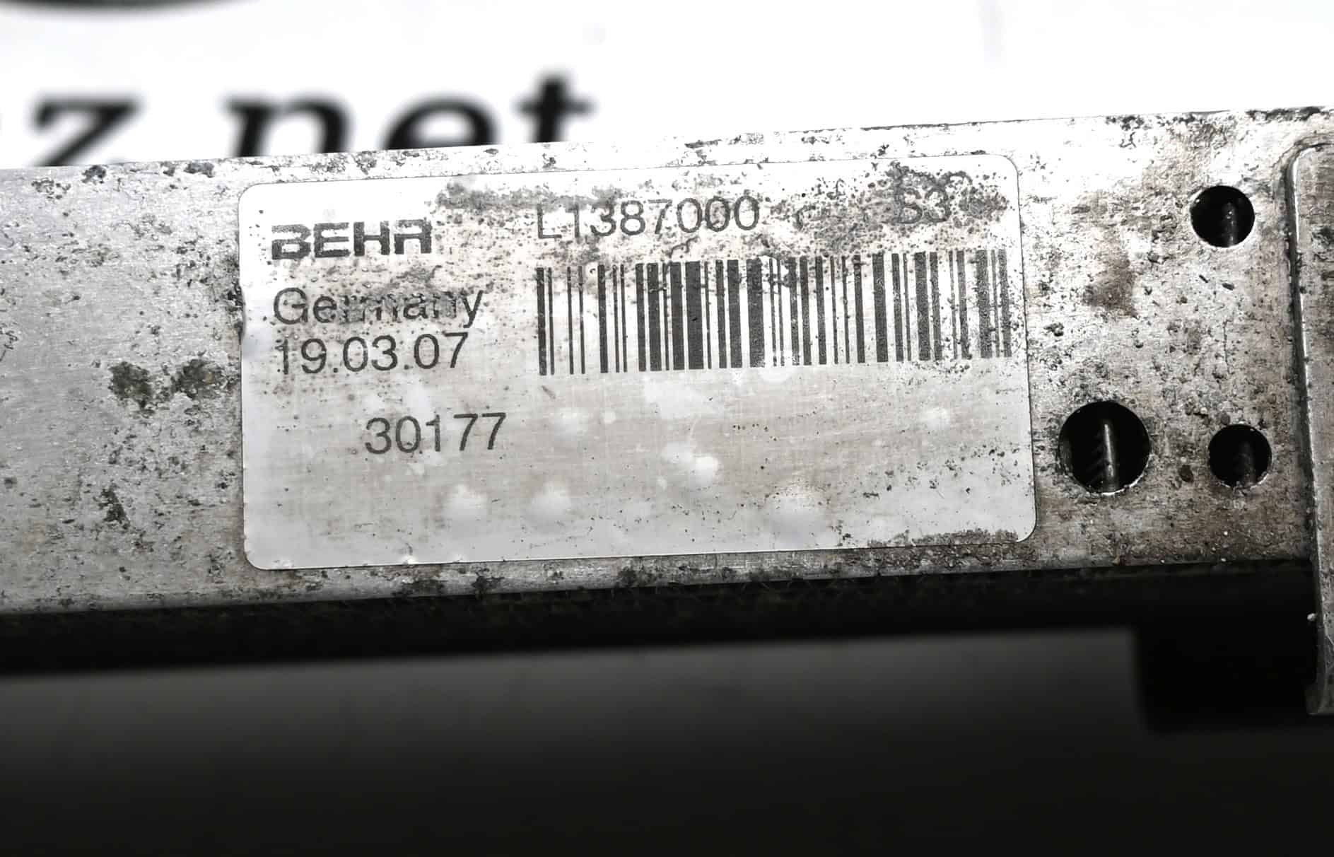 A 164 500 20 00 Radiador de aceite Clase ML W164 / OM642 - DBNZ.NET